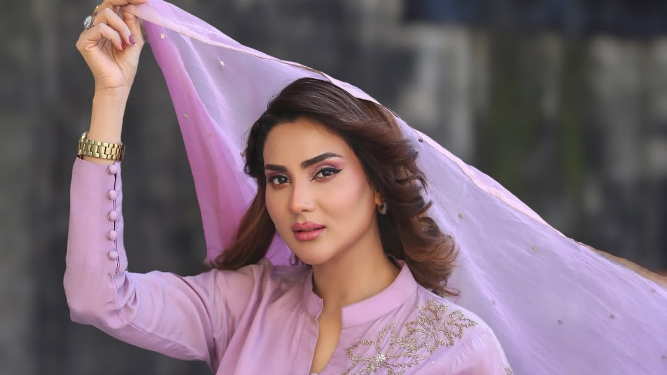 Fiza Ali Biography 2025 | Age, Family, Career & Updates